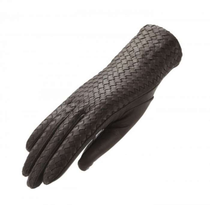 Hand-in-Glove Glam: Exploring the 10 Hottest Gloves Trends