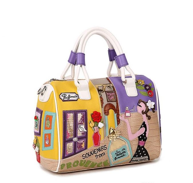 Italian Elegance: The 10 Best Designers Crafting Stunning Handbags