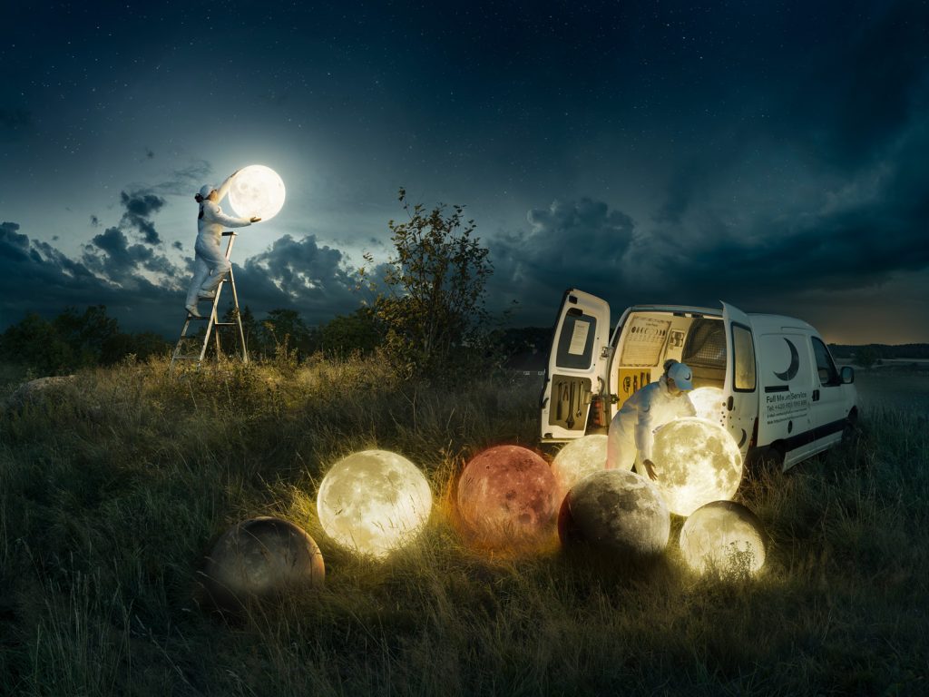 Reality Unveiled: Exploring the World of 10 Best Surrealist Photographers